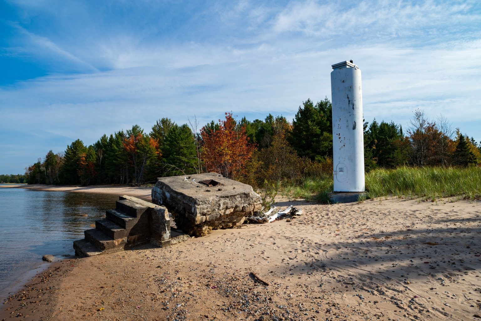 Grand Island Harbor Front Range Lighthouse - Munising Visitor's Bureau
