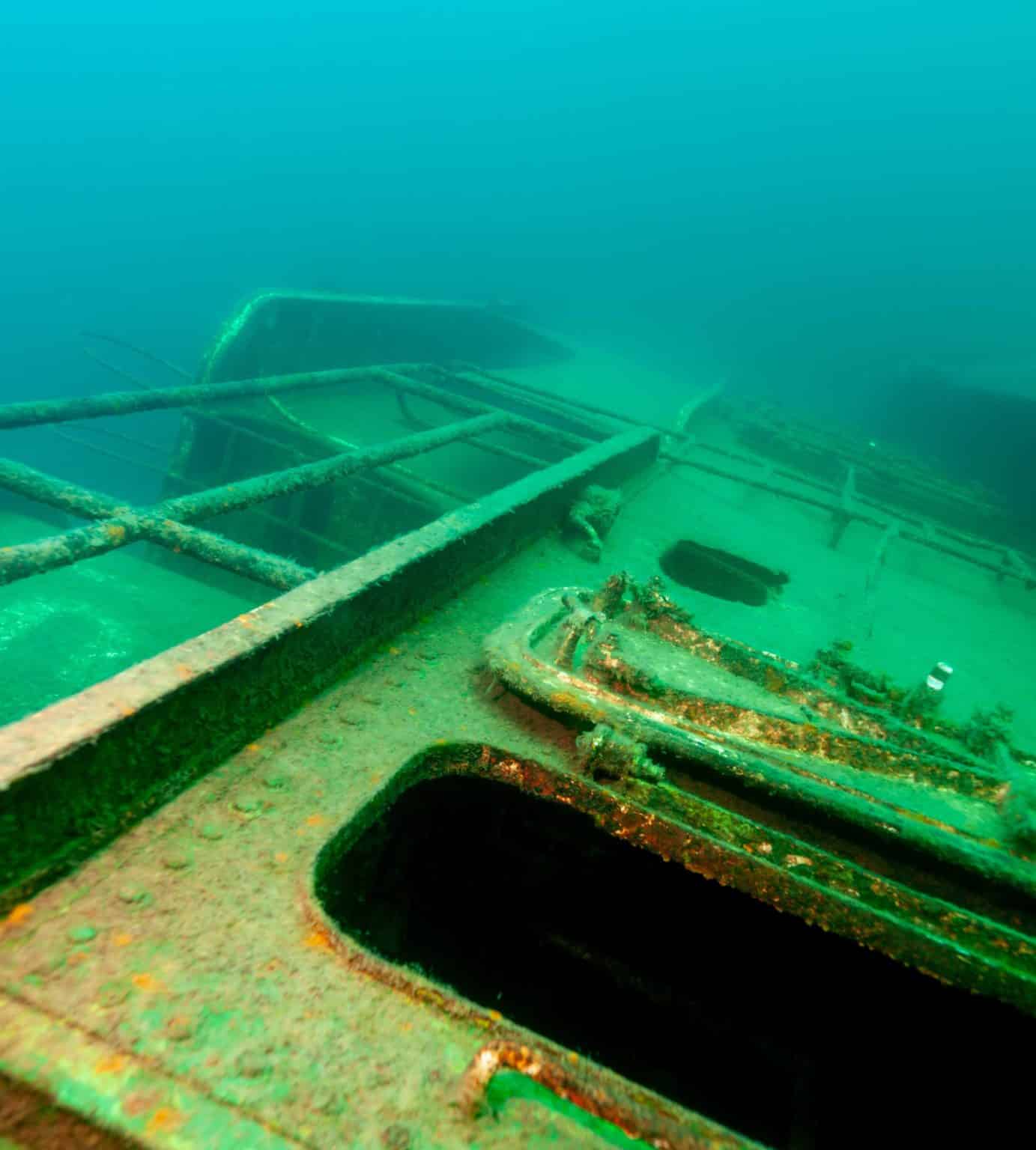 Munising Visitor's Bureau - The Alger Underwater Preserve